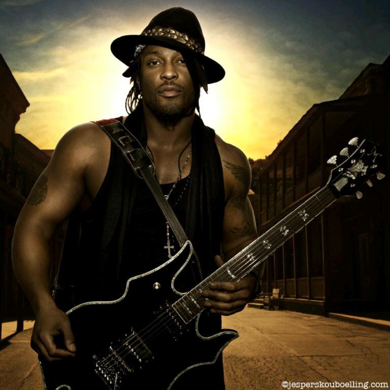 D'Angelo est de retour | | Jubox
